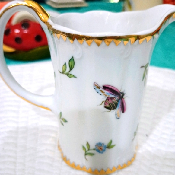 Godinger | Dining | Vtg Godinger Petite Pitcher Bees And Lady Bug ...